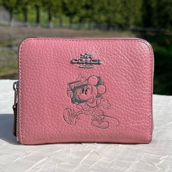 Coach | Bags | Coach Minnie Mouse Motif Zip Around Wallet In Pink ...